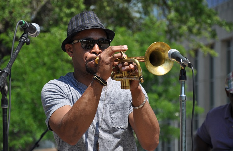 John Gray Connects to his Community through Music - [225]
