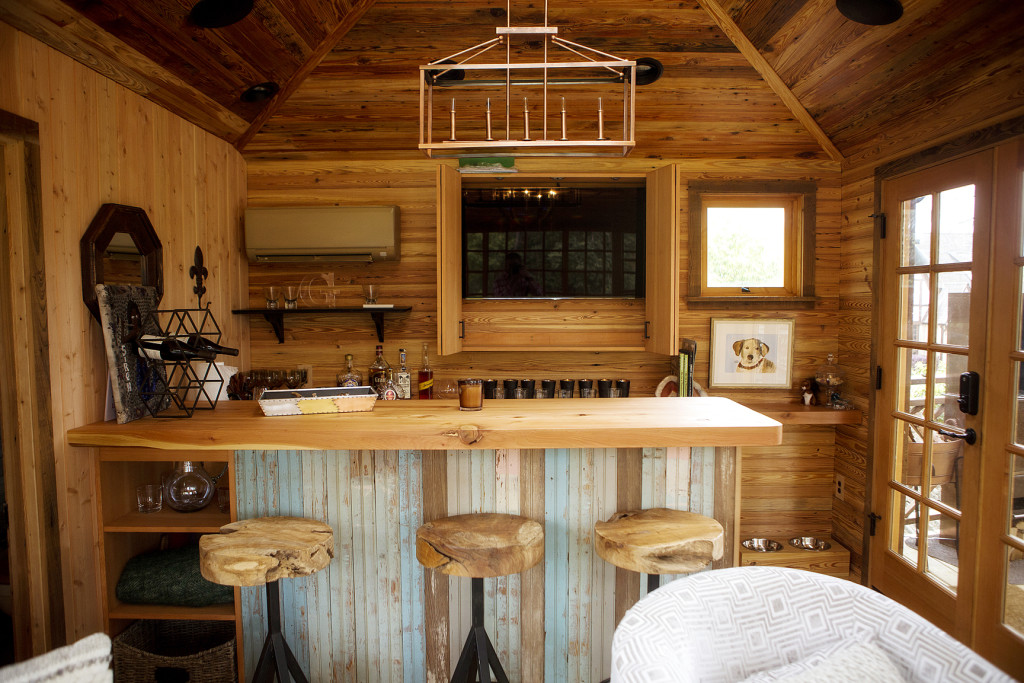 Tour Raising Cane’s CEO Todd Graves' treehouse - [225]