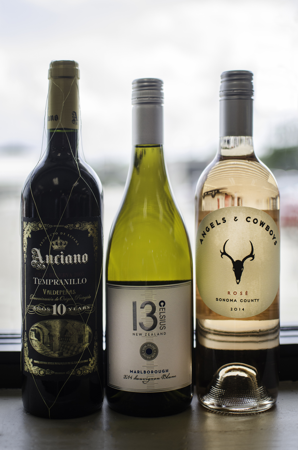 Three wines for summer nights - [225]