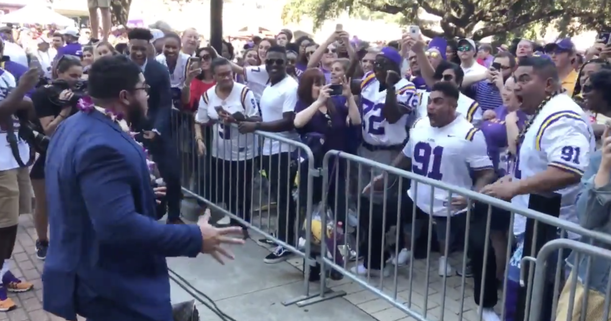 LSU’s win against Georgia thrusts the Tigers right back into the ...