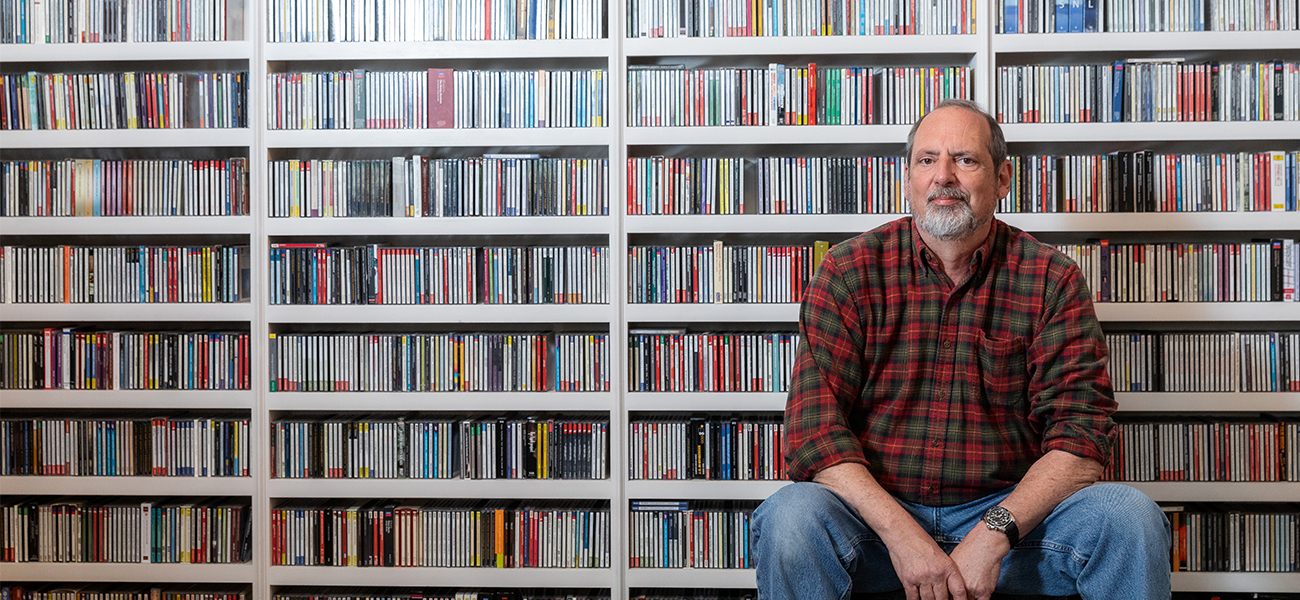 How one professor built a library of thousands of CDs in his home - [225]