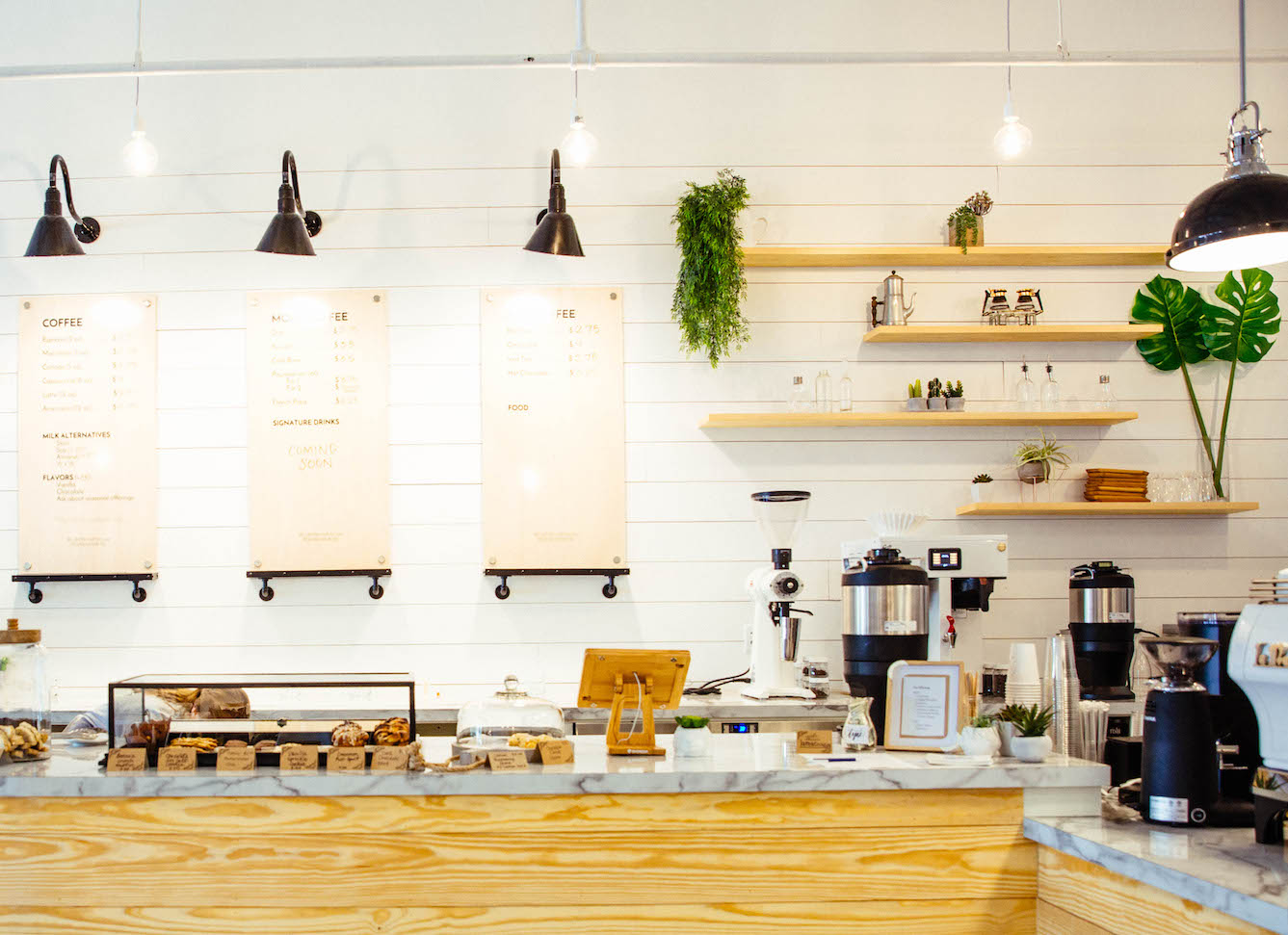 Light House aims to serve alcohol, Oasis expanding facility and more ...