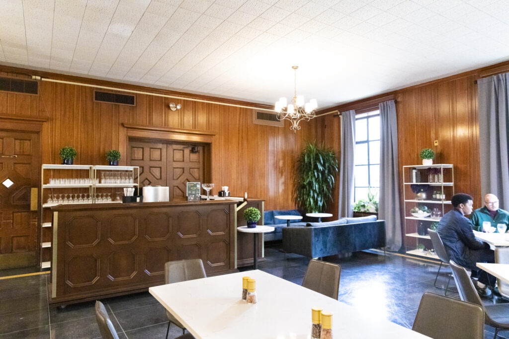 The Lounge, a new restaurant and bar at LSU, serves campus a sit-down ...