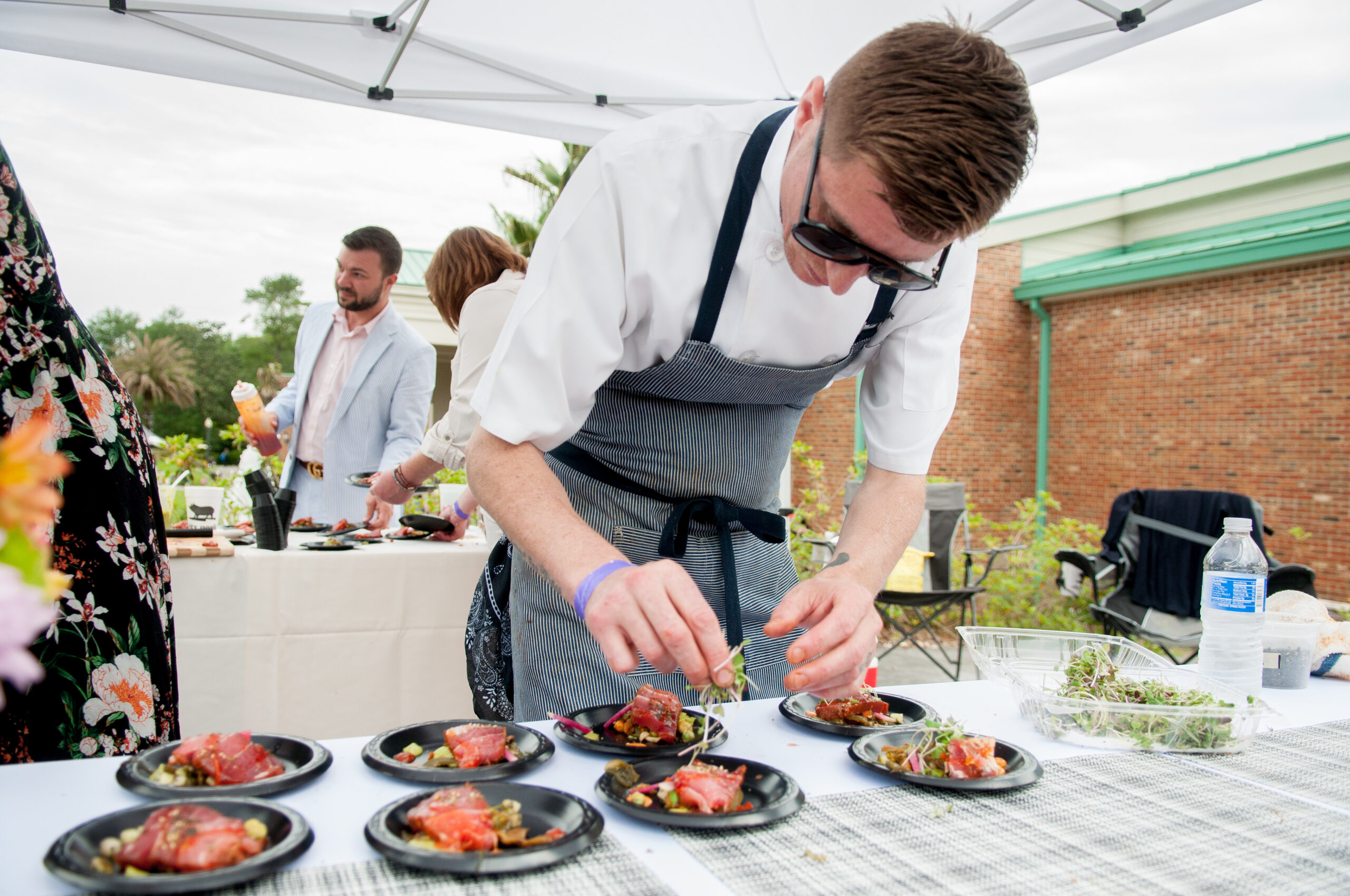 This weekend in Baton Rouge: Garth Brooks, Local Pop-Up Market, Blooms ...