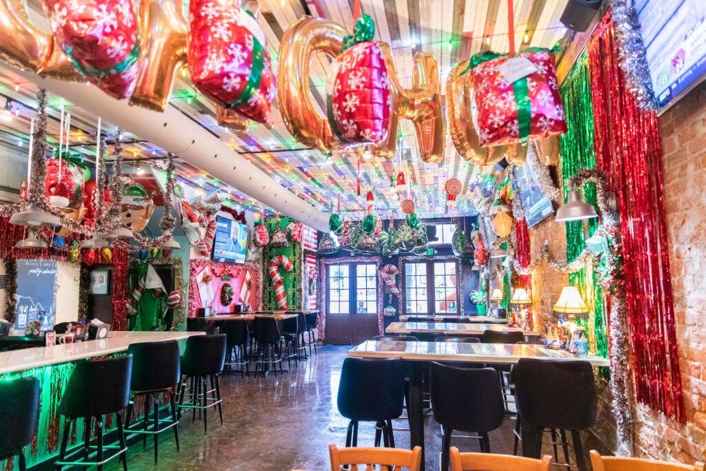 These Christmas-themed pop-up bars in Baton Rouge will get you into the holiday spirit