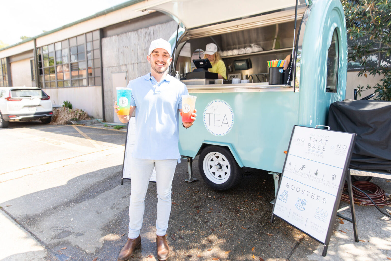 A new loaded tea cart is bringing LSU colorful drinks and natural ...