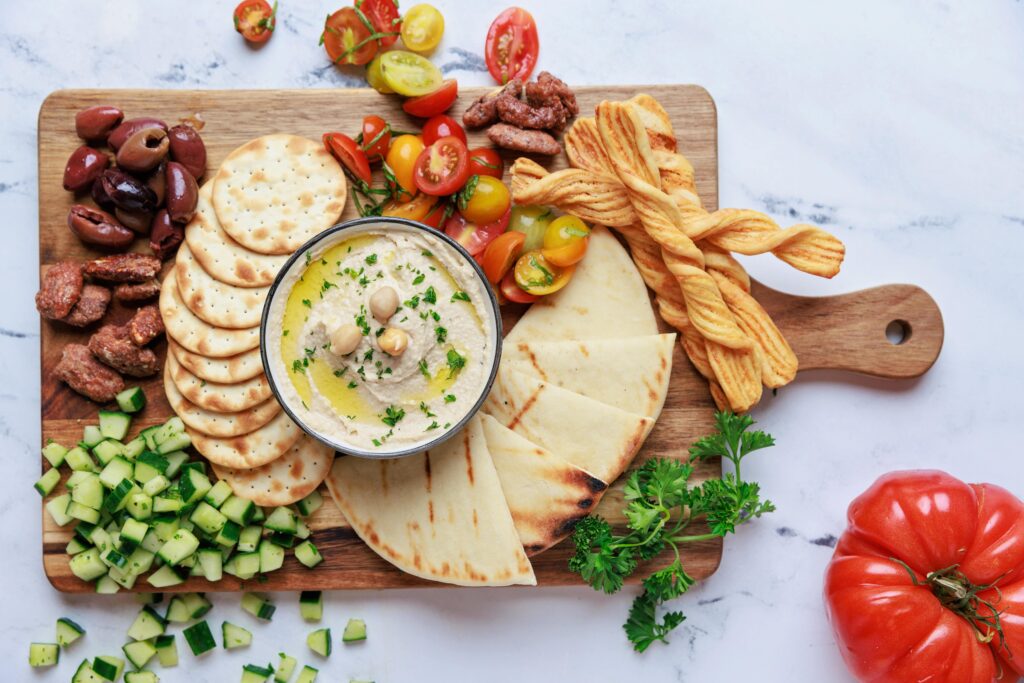 First Look at The Queen: Eat your way through Shaq’s Big Chicken, 3 ...