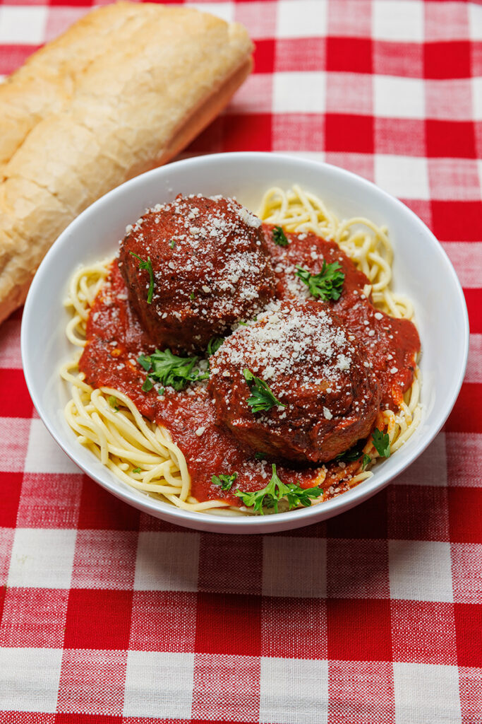 How Monjunis’ red sauce became a thing