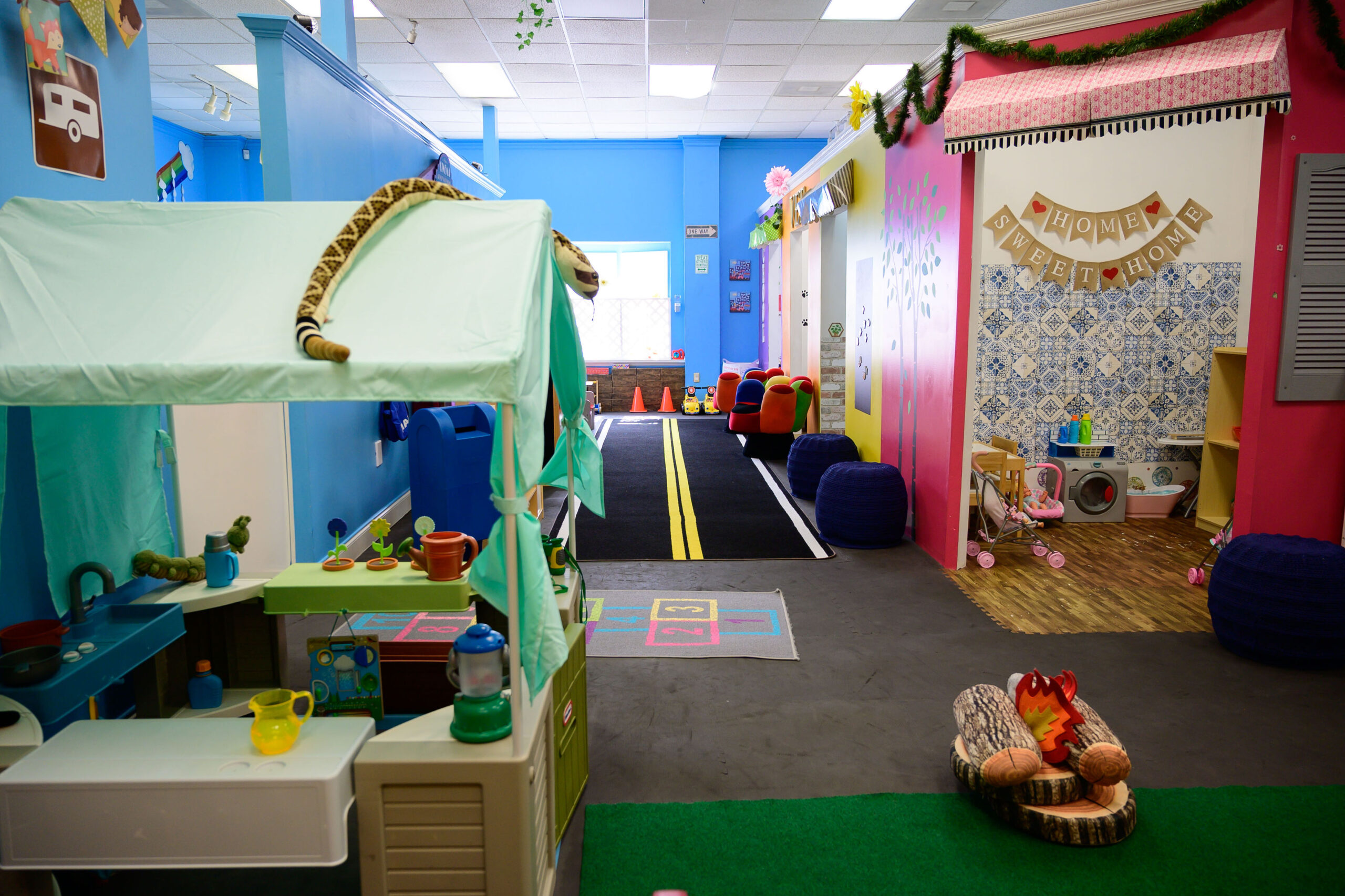 A guide to indoor play places and imagination-fueled spots for kids in ...
