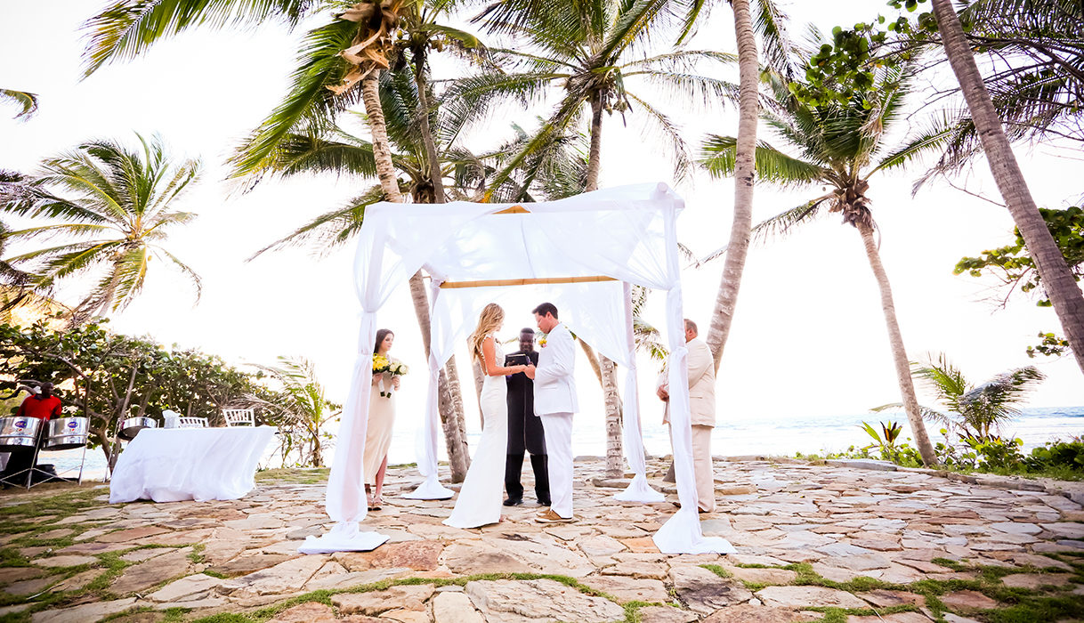 Signature Wedding: Mackenzie Tolliver & Brandon Landry - inRegister