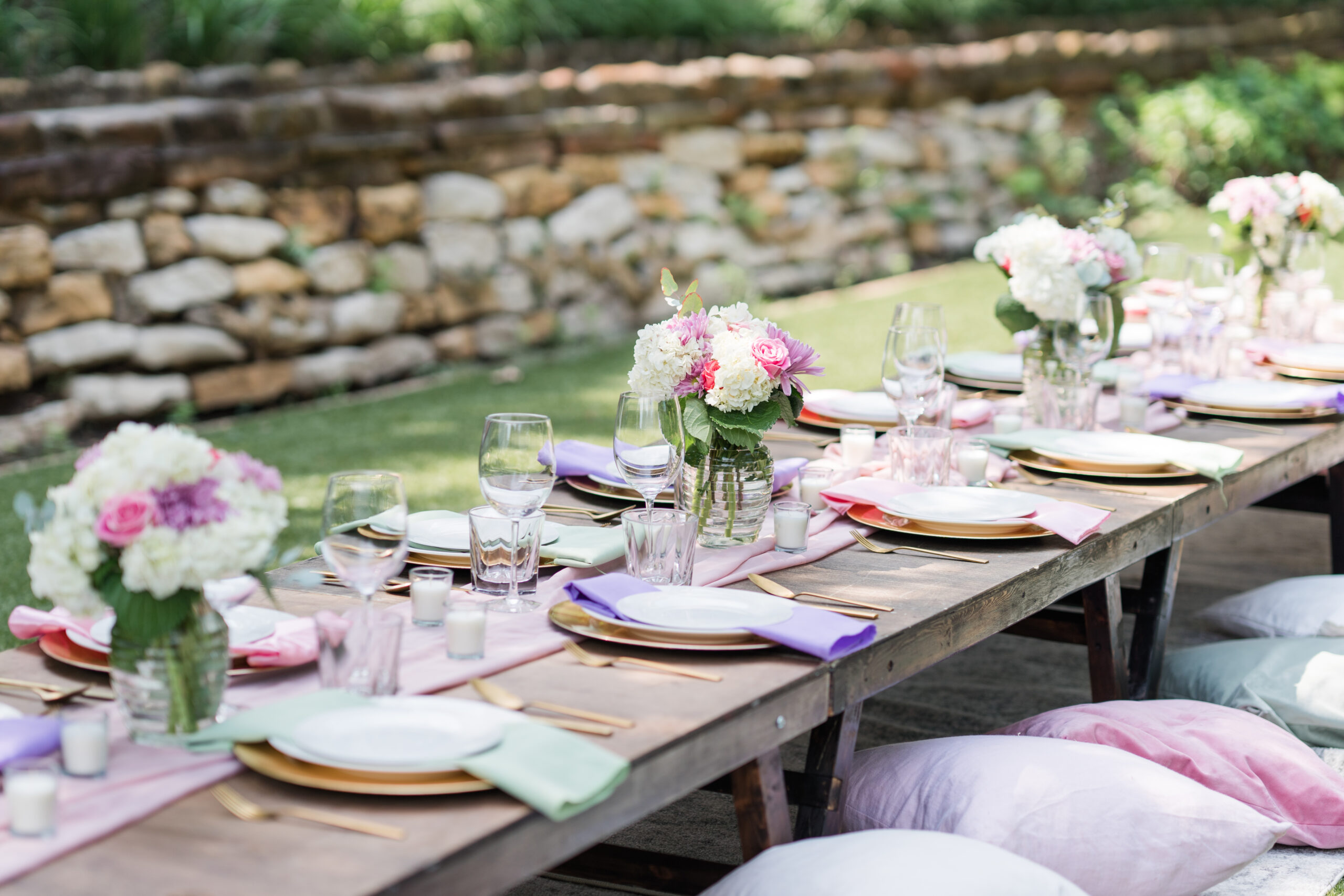 Here’s your guide to planning the perfect spring picnic